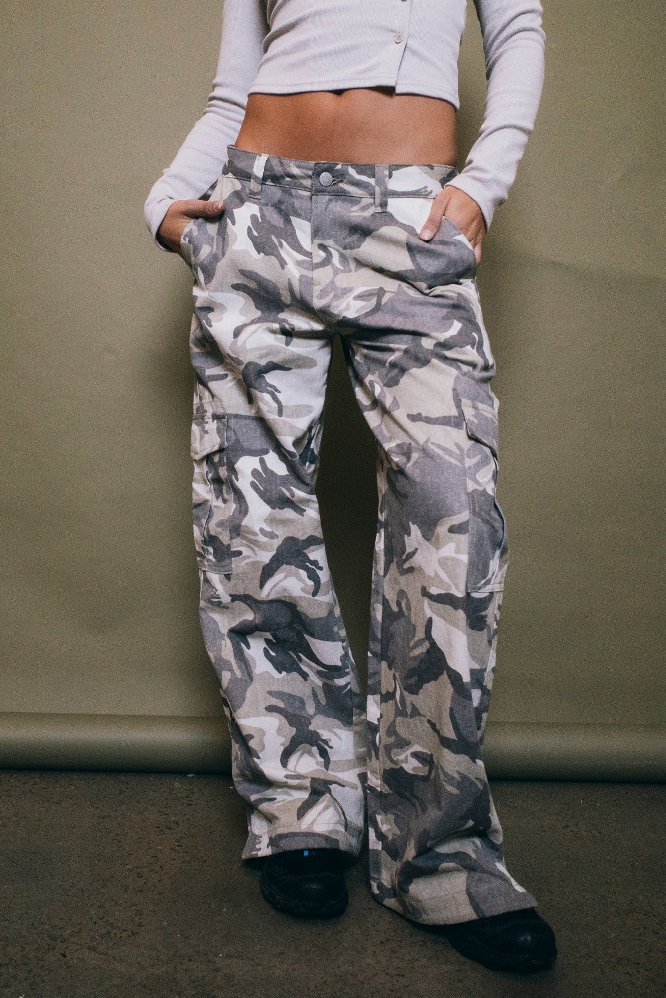 Camo-Mile Low Rise Cargo Pants | North Beach